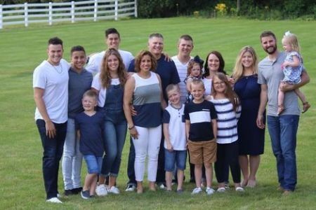 Who is Jennifer Kitna, the Spouse of Jon Kitna. Know About Her Age ...