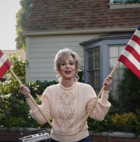 The Love Behind the Actress: Annie Potts' Spouse and the Joyful Moments ...