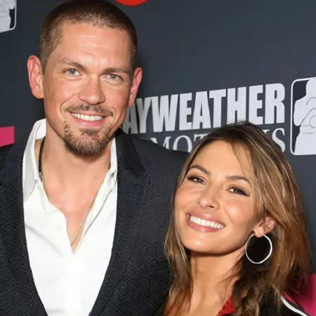 "Violet Moon Howey: Life, Family, and Celebrity Parents Steve Howey and ...