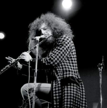 Inside the World of Shona Learoyd: Ian Anderson's Supportive Partner ...