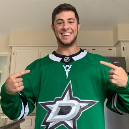 "Rising Star Jaren Lewison: From Early Career to 'Never Have I Ever ...